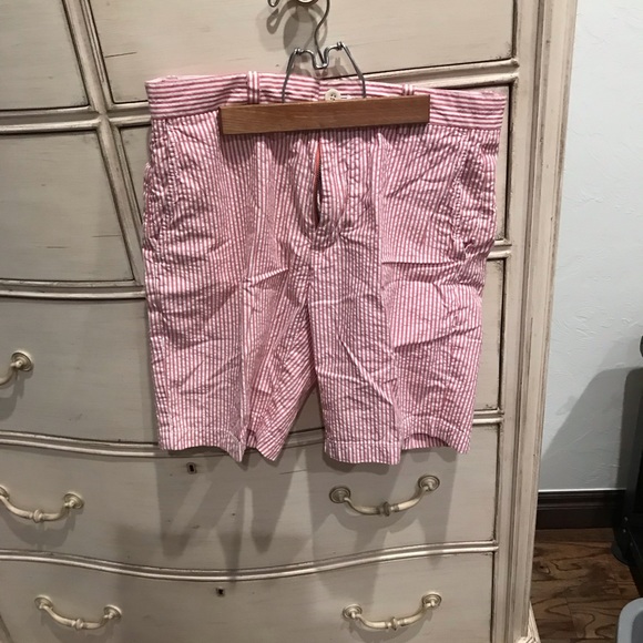 Vineyard Vines | Shorts | Mens Vineyard Vines Striped Shorts | Poshmark